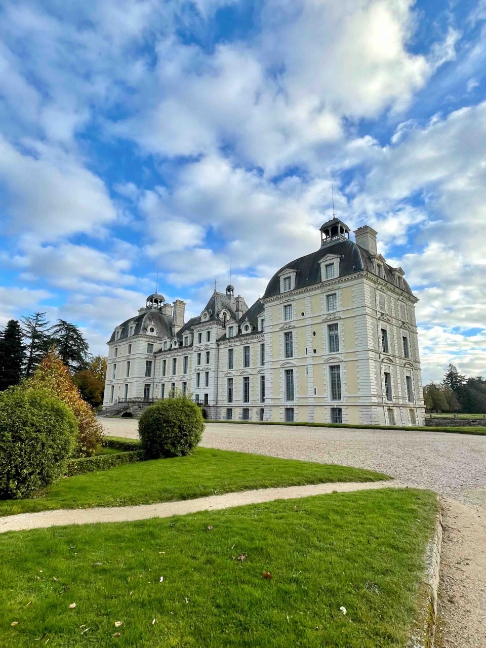 Le château de Cheverny - Ô Mon Château